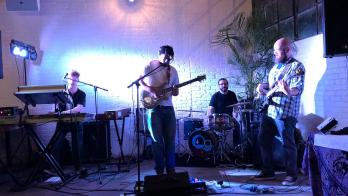 Groovy Louie and The Time Capsules fechas de gira 2026 2027. Groovy ...